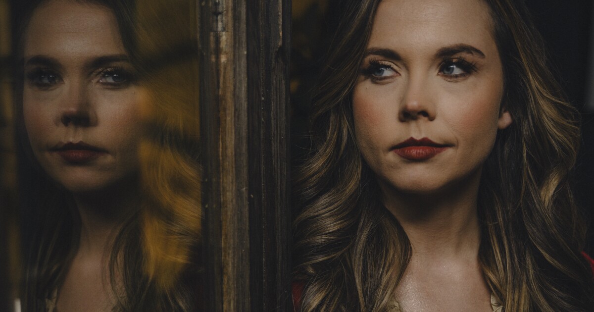 Roots Star Sierra Hull Steps Out On The Indie Music High Wire | WMOT