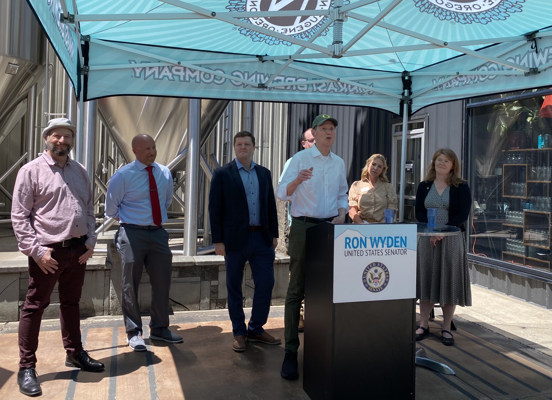 Wyden pitches tax relief bill aimed at families and small businesses ...