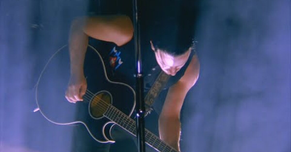 IT'S ALIVE: U2 "With or Without You" (Sun Devil Stadium, 1987)