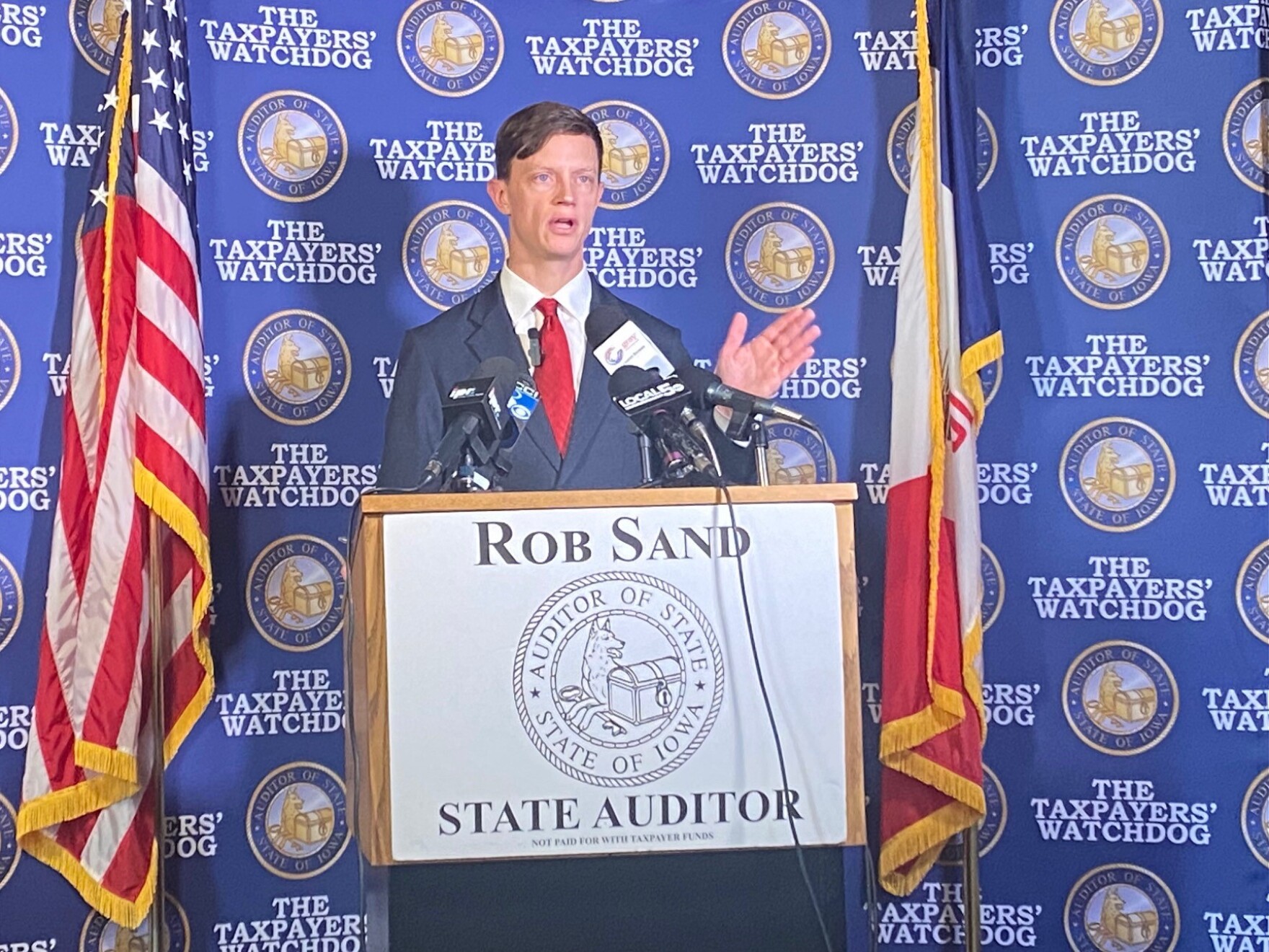 Gov. Reynolds defends her refusal to give State Auditor Rob Sand ESA documents | Iowa Public Radio