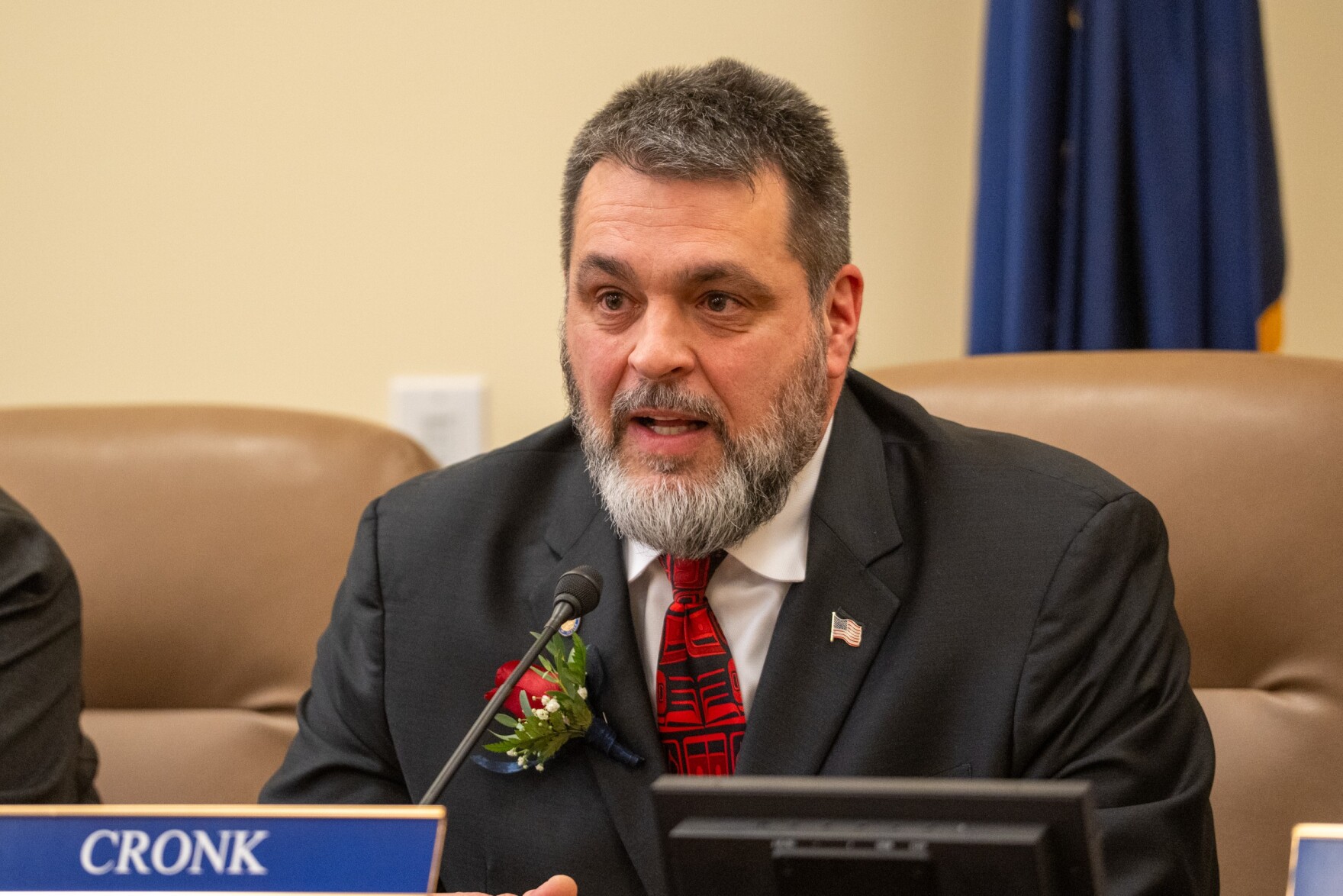 Alaska Senate Republicans pick Tok Sen. Mike Cronk as new minority leader