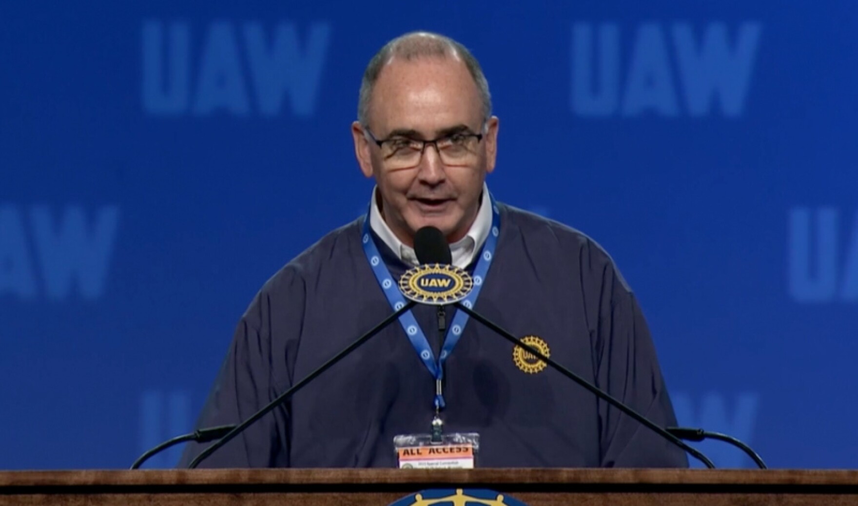 Fain rallies UAW members to stand firm in strike | WGVU NEWS