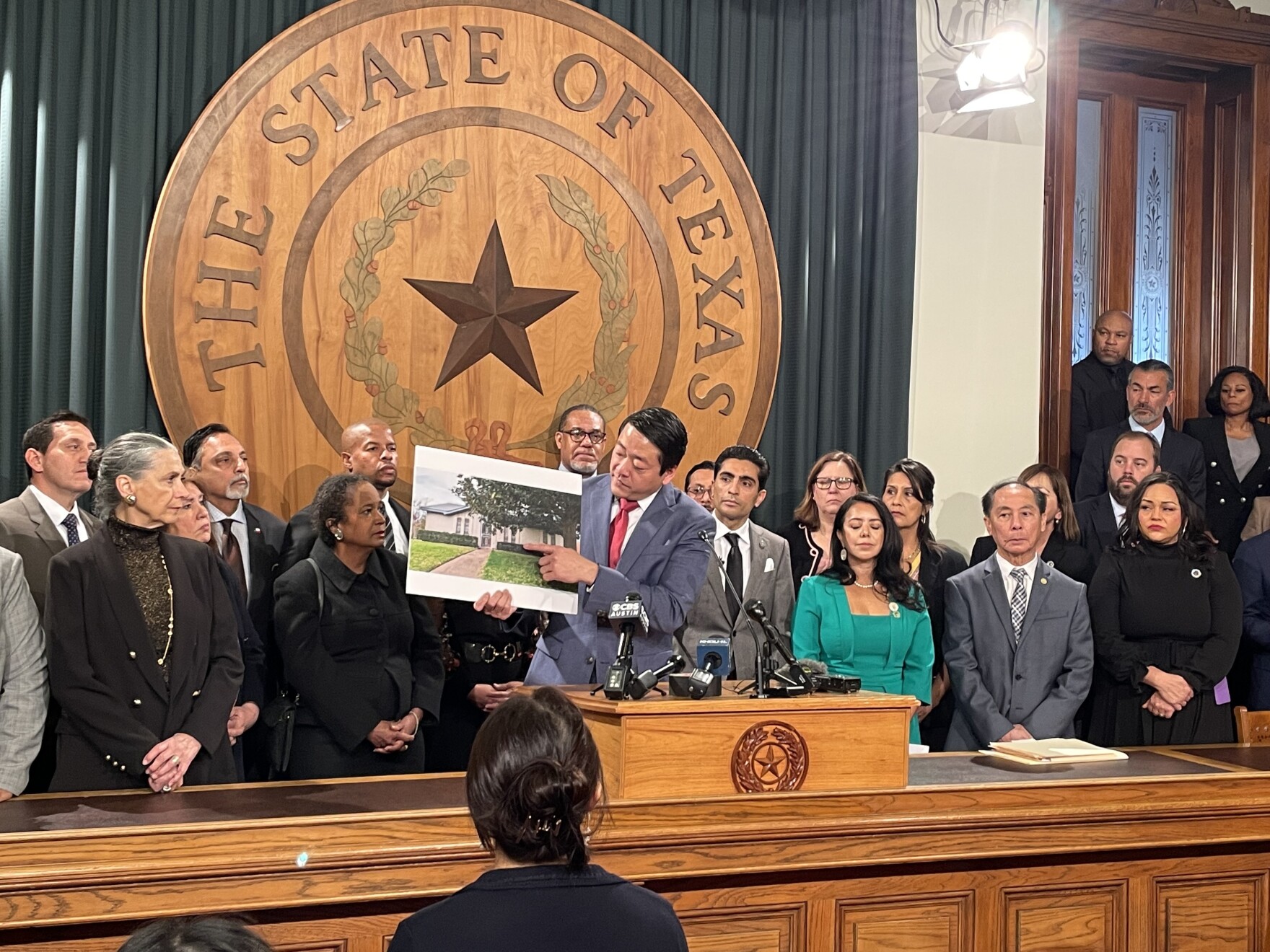 Texas House Democrats pick Rep. Gene Wu as caucus chair. What does this ...