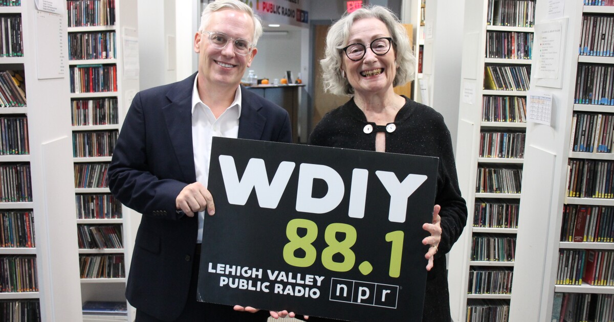 Immersion In the Life of an Artist with Dr. William Crow | LV Arts Salon