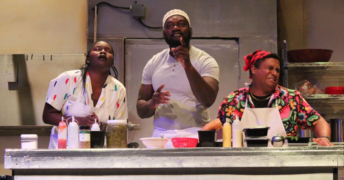 Lab Theater uses 'Clyde's' to serve up quest for the perfect sandwich ...