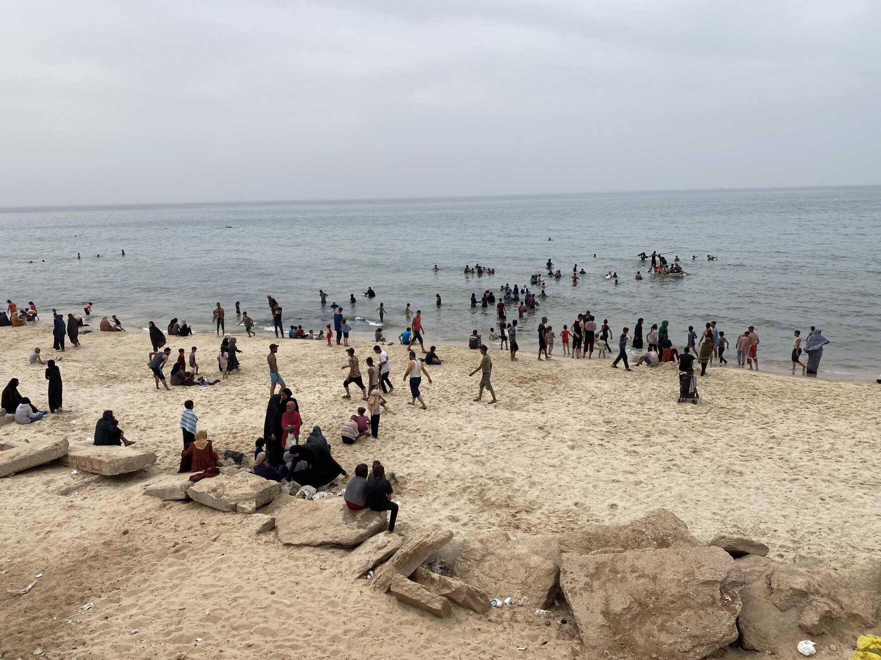 A 100-degree heat wave in Gaza offers a sweltering glimpse of a tough ...
