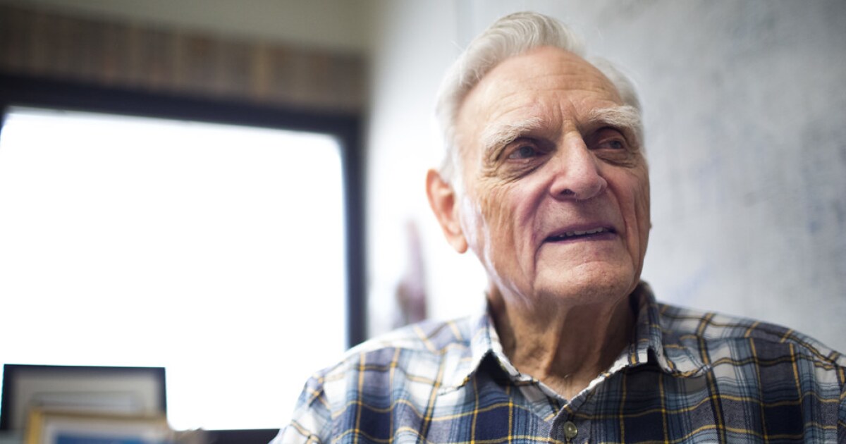 UT Professor Who Helped Develop Lithium Ion Battery Wins Nobel Prize ...