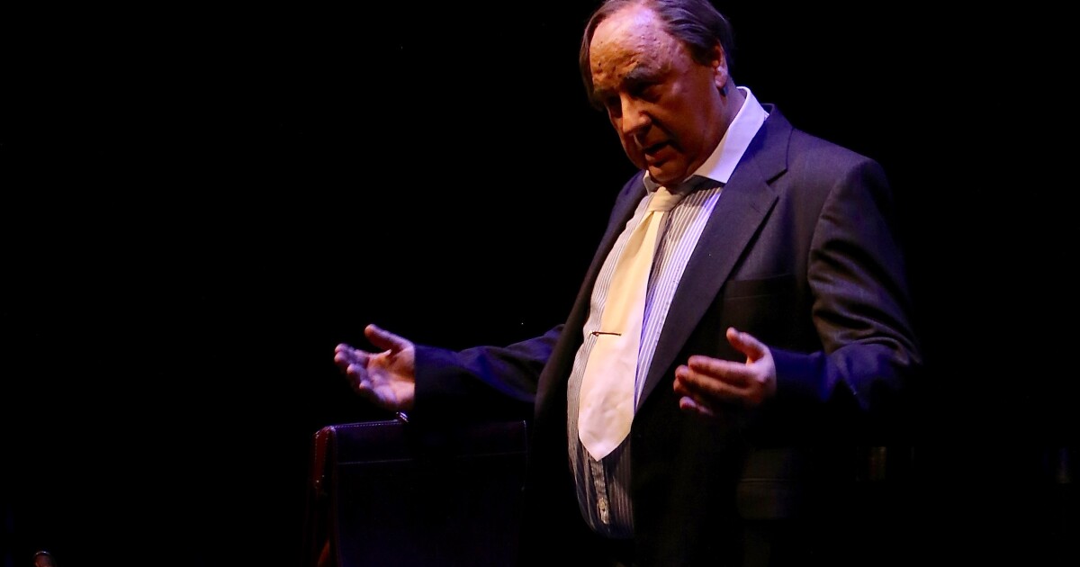 One-man play shares the enduring legacy of Clarence Darrow | Iowa ...