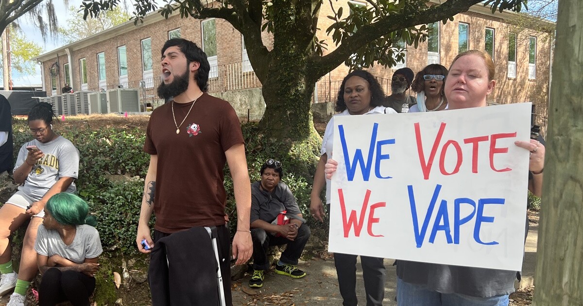 Protesters are calling on DeSantis to veto proposed vaping regulations ...