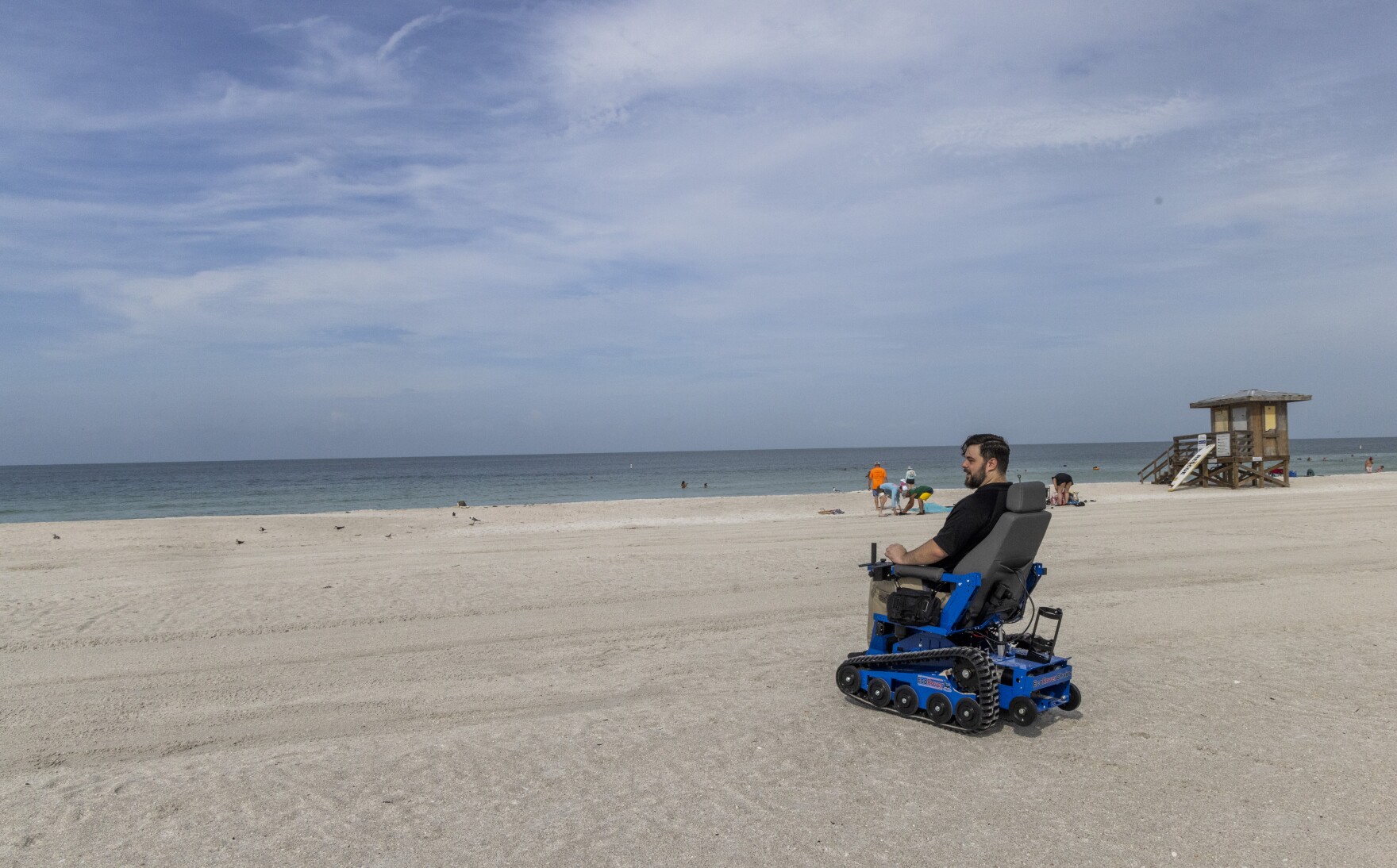 Tracked chair opens up Lido Beach access for people with disabilities ...