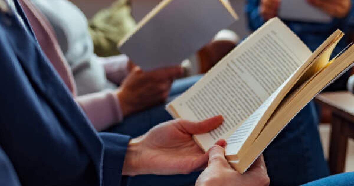 Looking for book spaces? Traci Thomas, creator of 'The Stacks' podcast ...