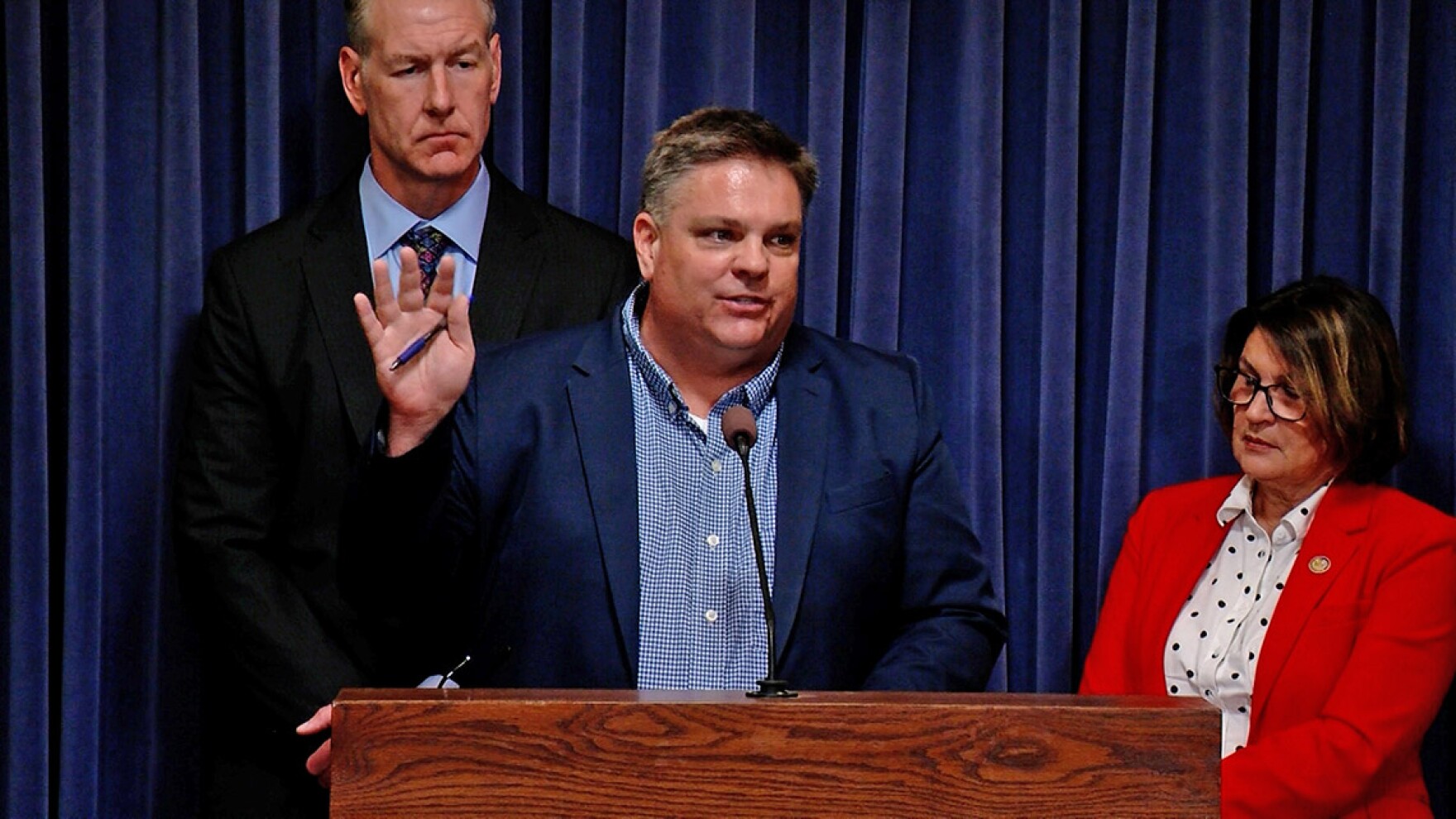 Illinois lawmakers face projected budget deficit | STLPR