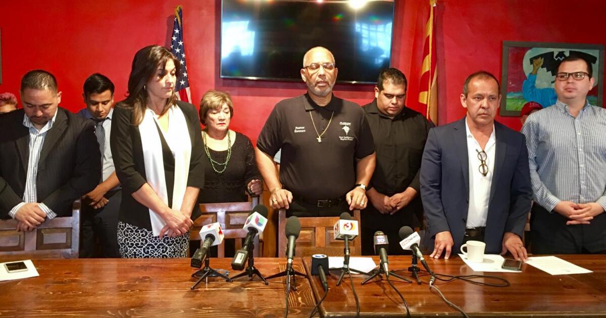 Phoenix street signs to honor longtime pastor Warren H. Stewart Sr.