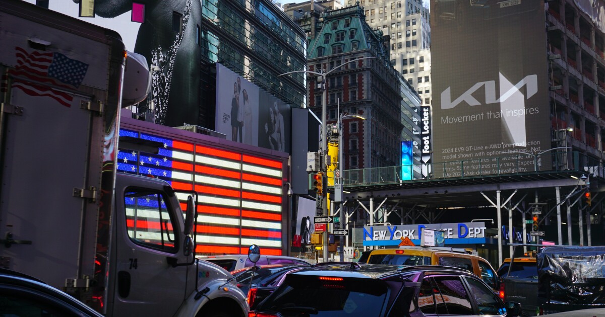 Congestion pricing is back in NY, but not without opposition | WBFO