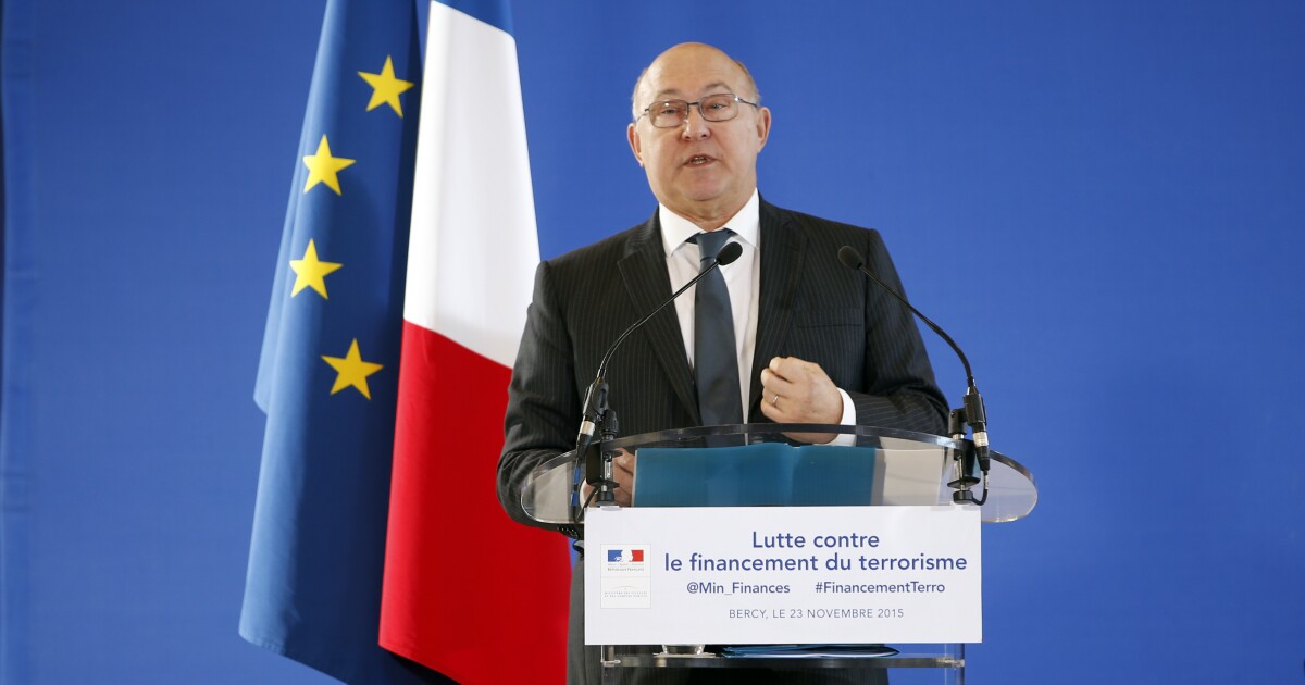 In Wake Of Attacks, France Moves To Regulate Prepaid Bank Cards | Hawai ...