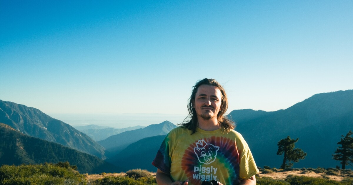 First-generation college grad Joe Wills on class, privilege in higher ...