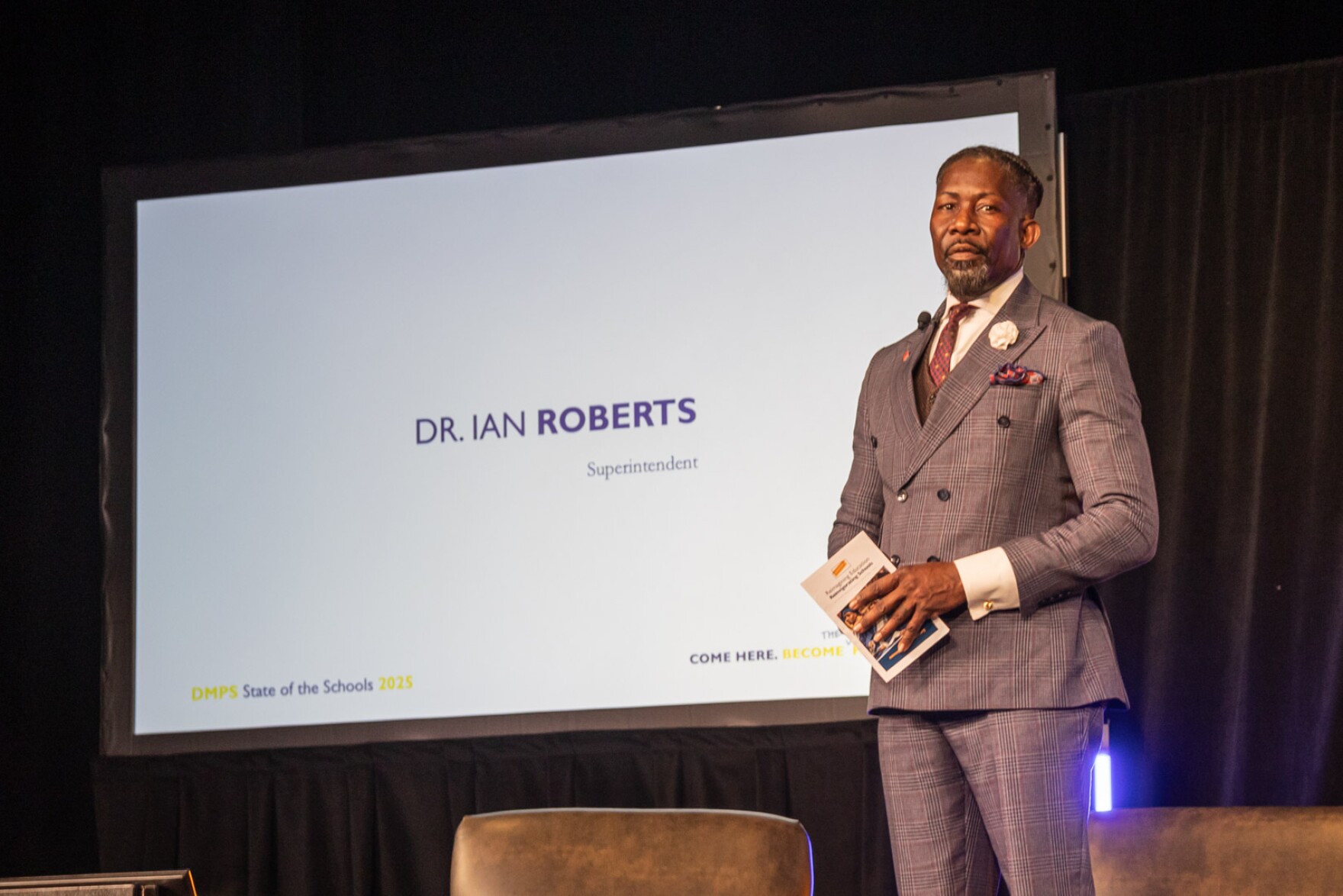 Des Moines Public Schools Superintendent Ian Roberts put on leave after ...