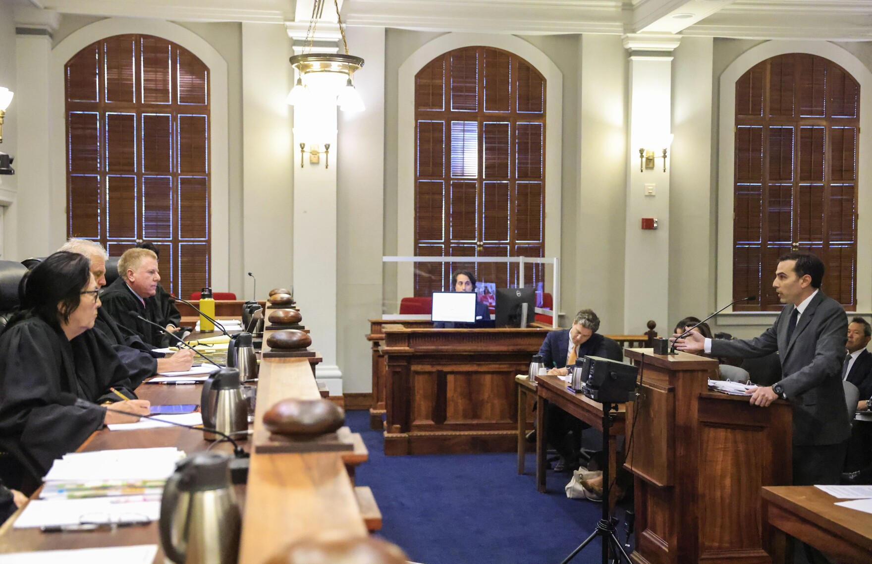 Hawaiʻi Supreme Court allows $4B Maui wildfire settlement to proceed in ...