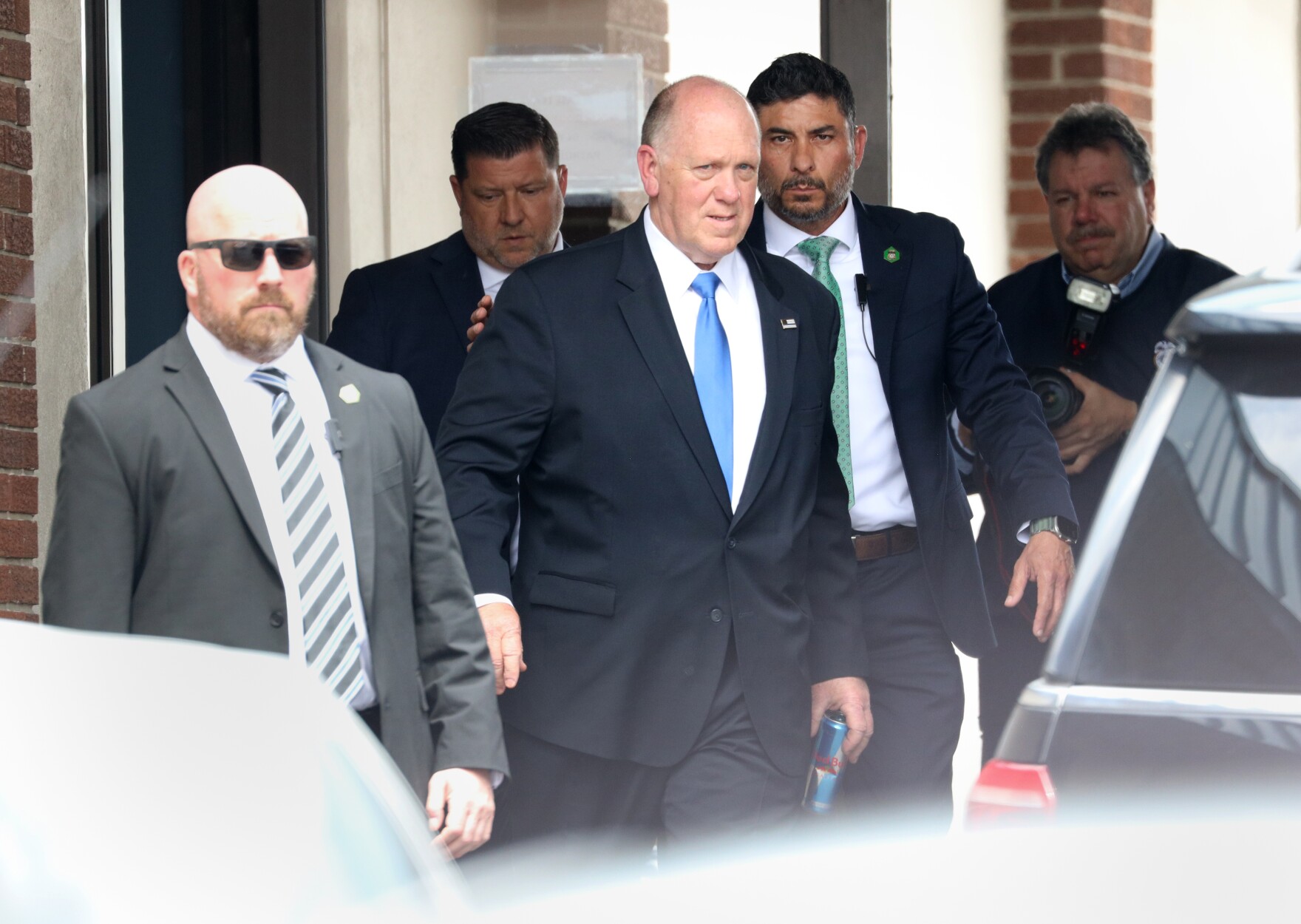 Homan visit draws cheers, jeers and the ire of Rochester officials ...