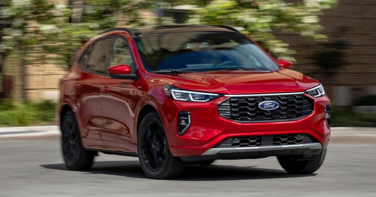 2023 Ford Escape & 2023 Mazda3
