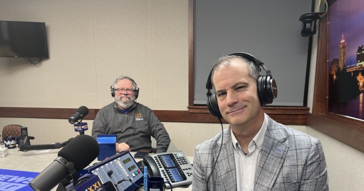 Investigative journalist David Cay Johnston on the first month of Trump ...