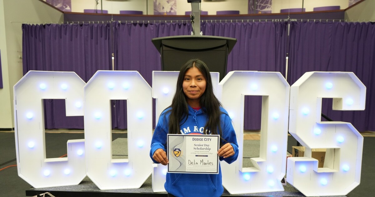 Kansas college soccer player collapsed from heat a day before track ...