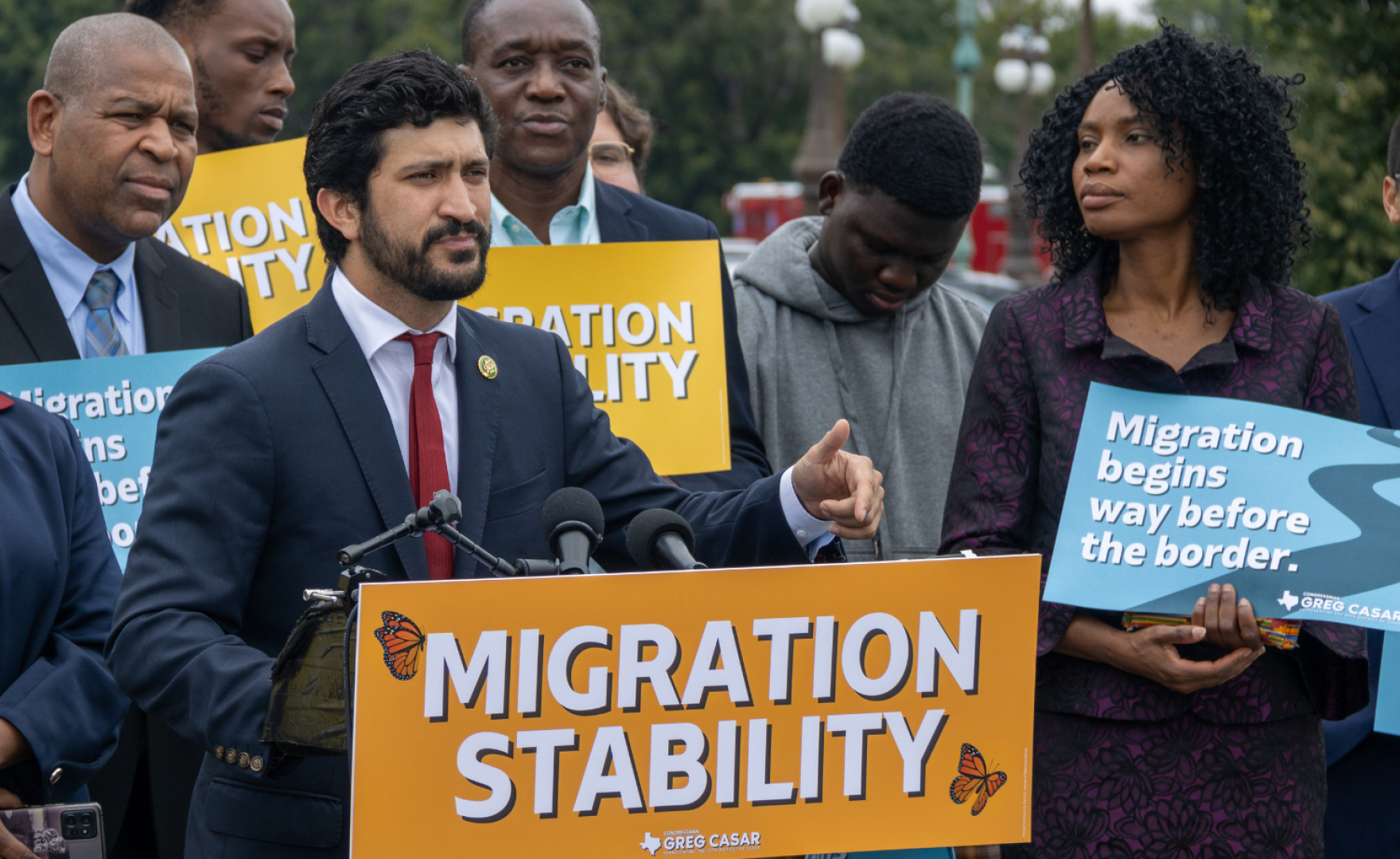 'Know your rights' — Rep. Greg Casar discusses Trump's immigration ...