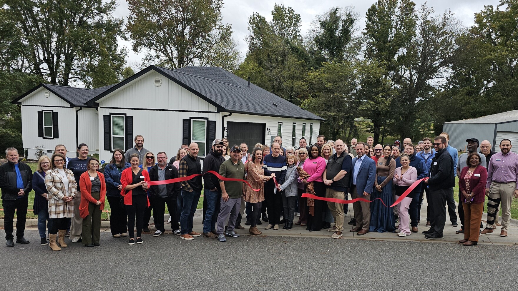 Benton foster home ensures siblings stay together