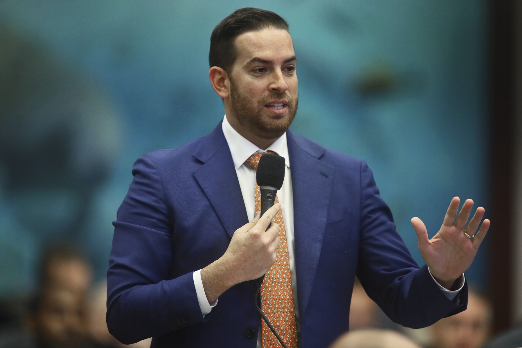 Florida House speaker Perez signals cutbacks in 2025 session | WLRN