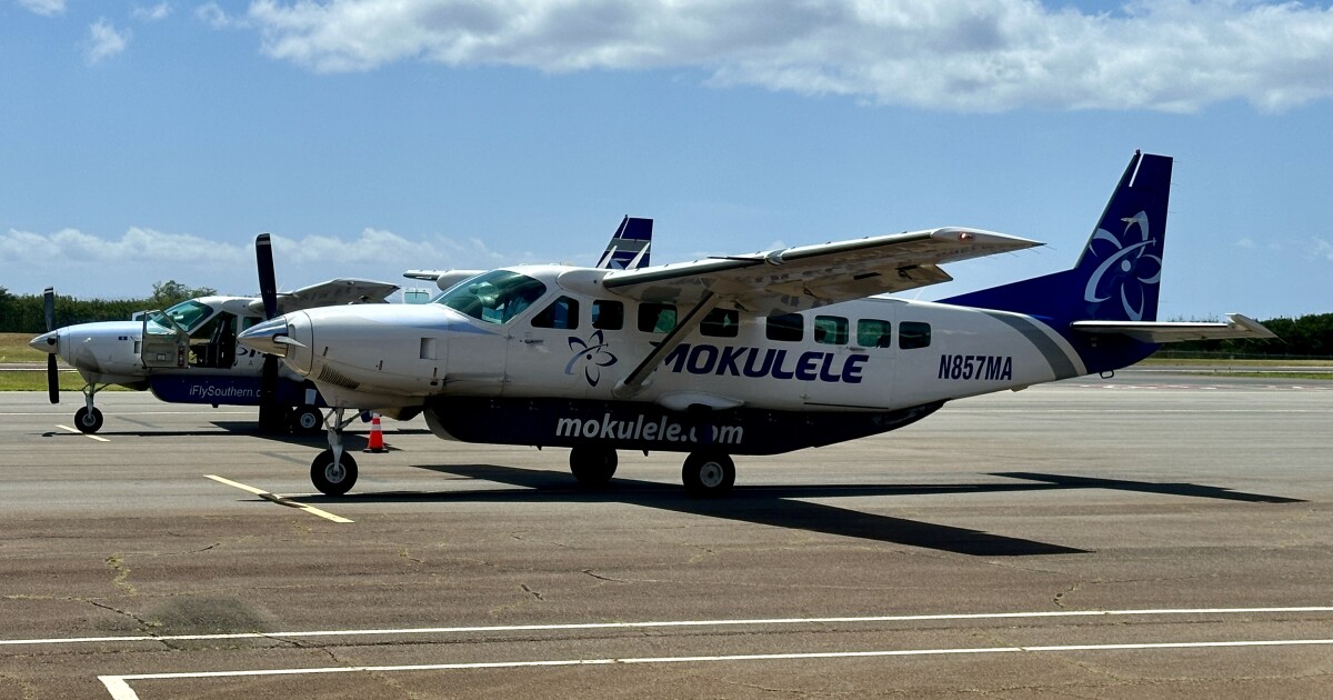 Mokulele Airlines grounds planes for inspection | Hawai'i Public Radio