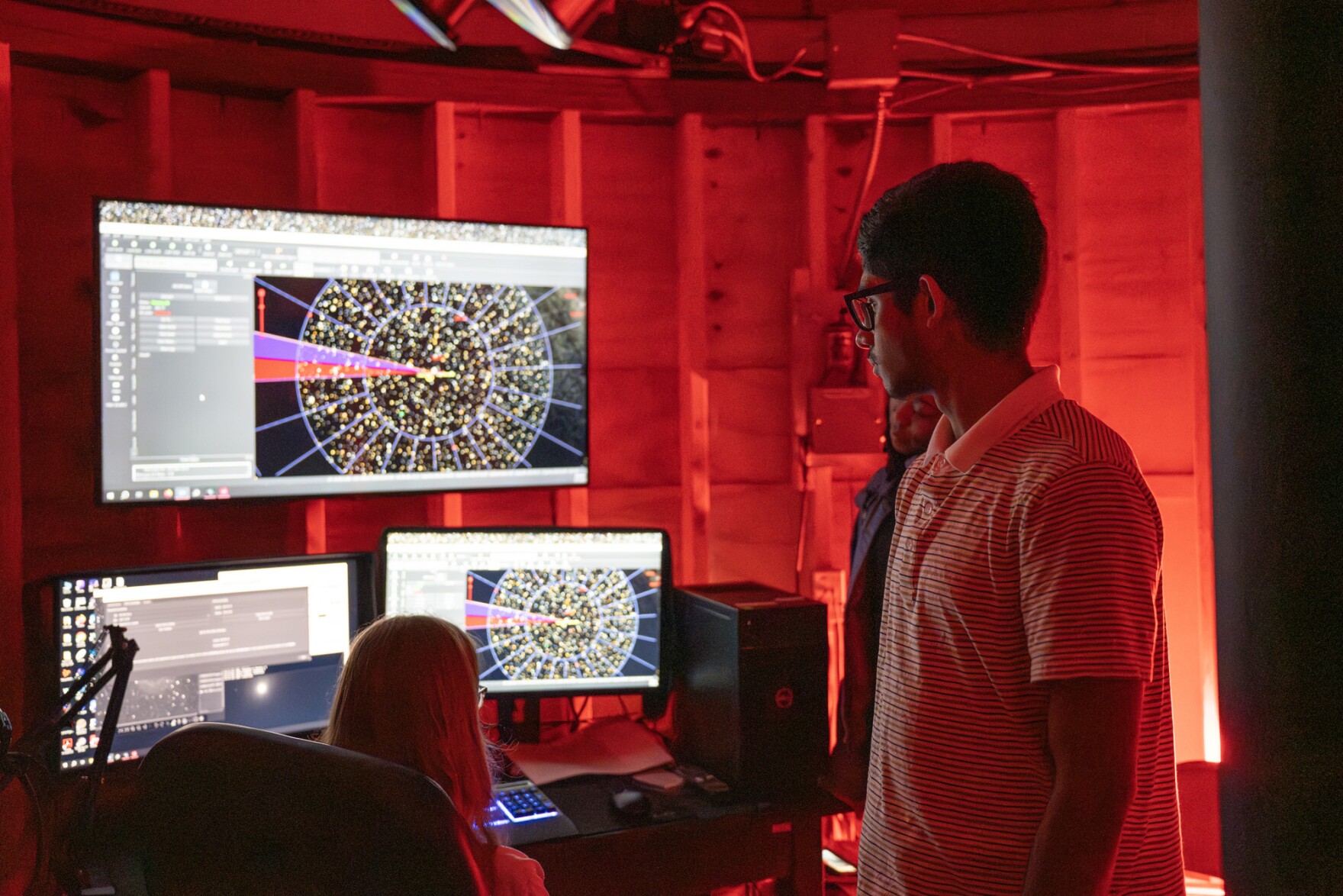 Meet the young scientists tracking near-earth asteroids at Knox College ...