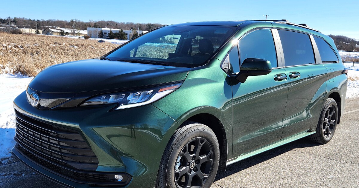2025 Toyota Sienna XLE AWD Woodland Edition review | WUWM 89.7 FM ...