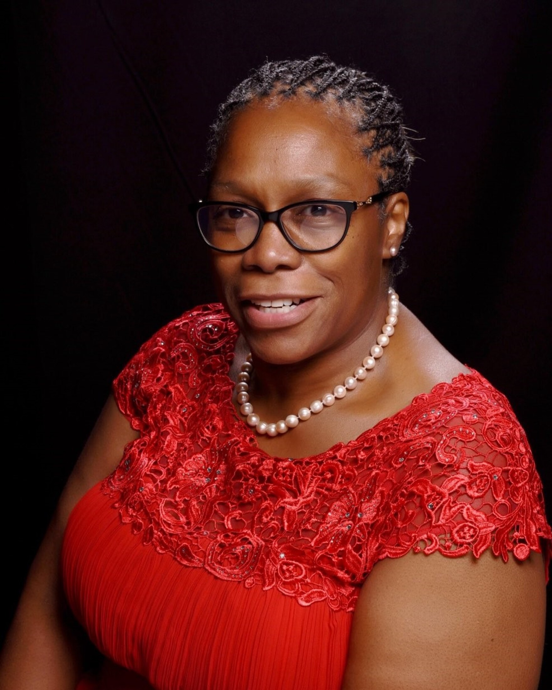 North Pole City Council member resigns her seat; term to end in October ...