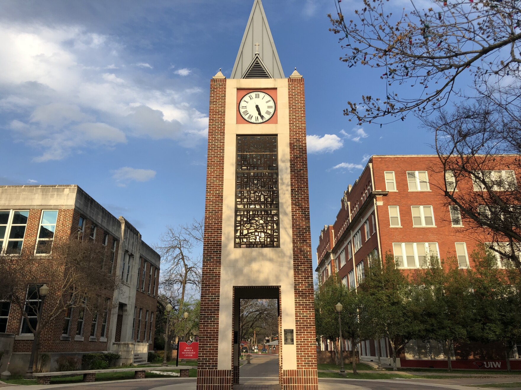 San Antonio colleges just lost a key source of funding: grants for ...