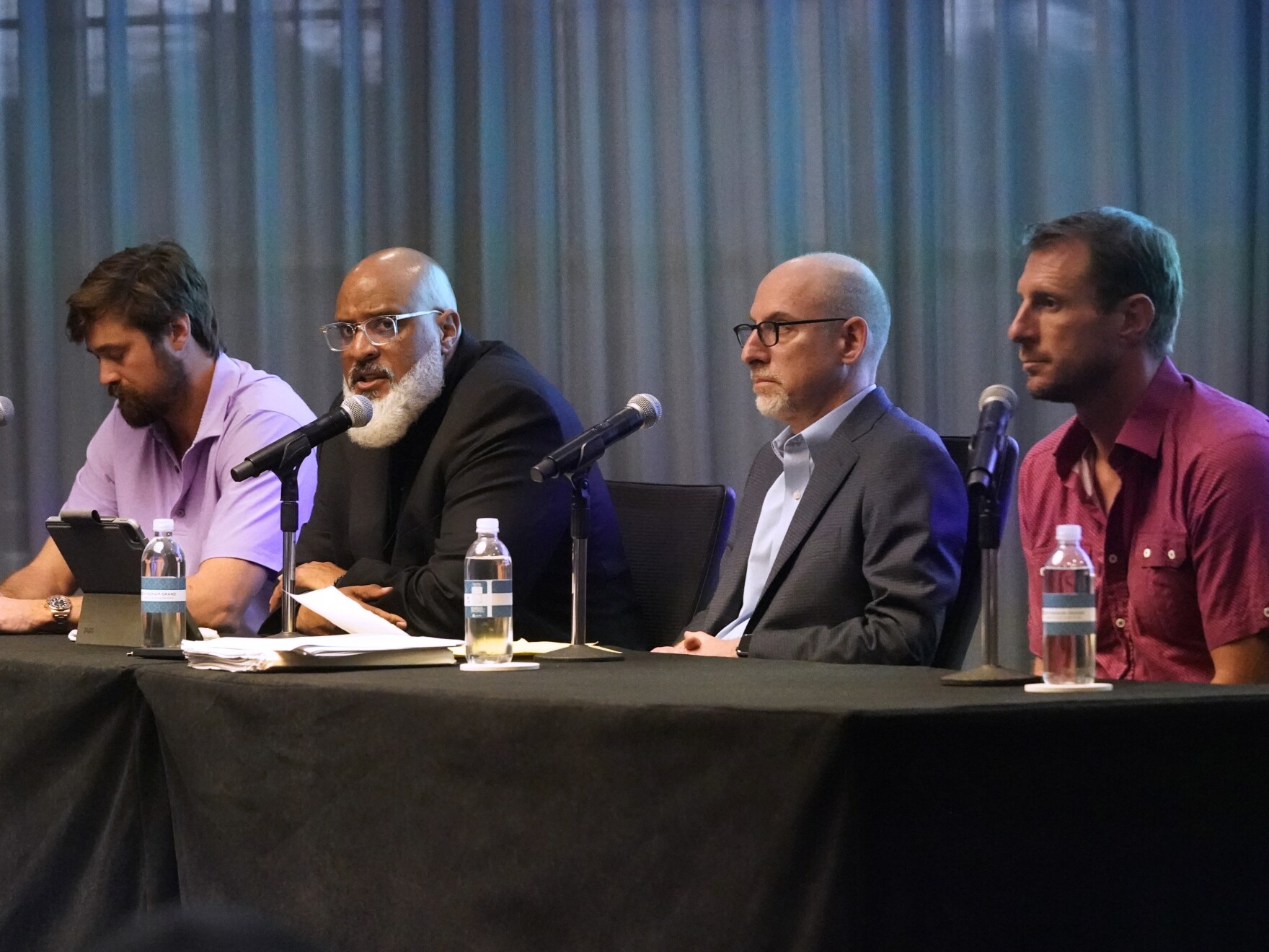 MLB players launch $1 million fund for its workers impacted by the MLB ...