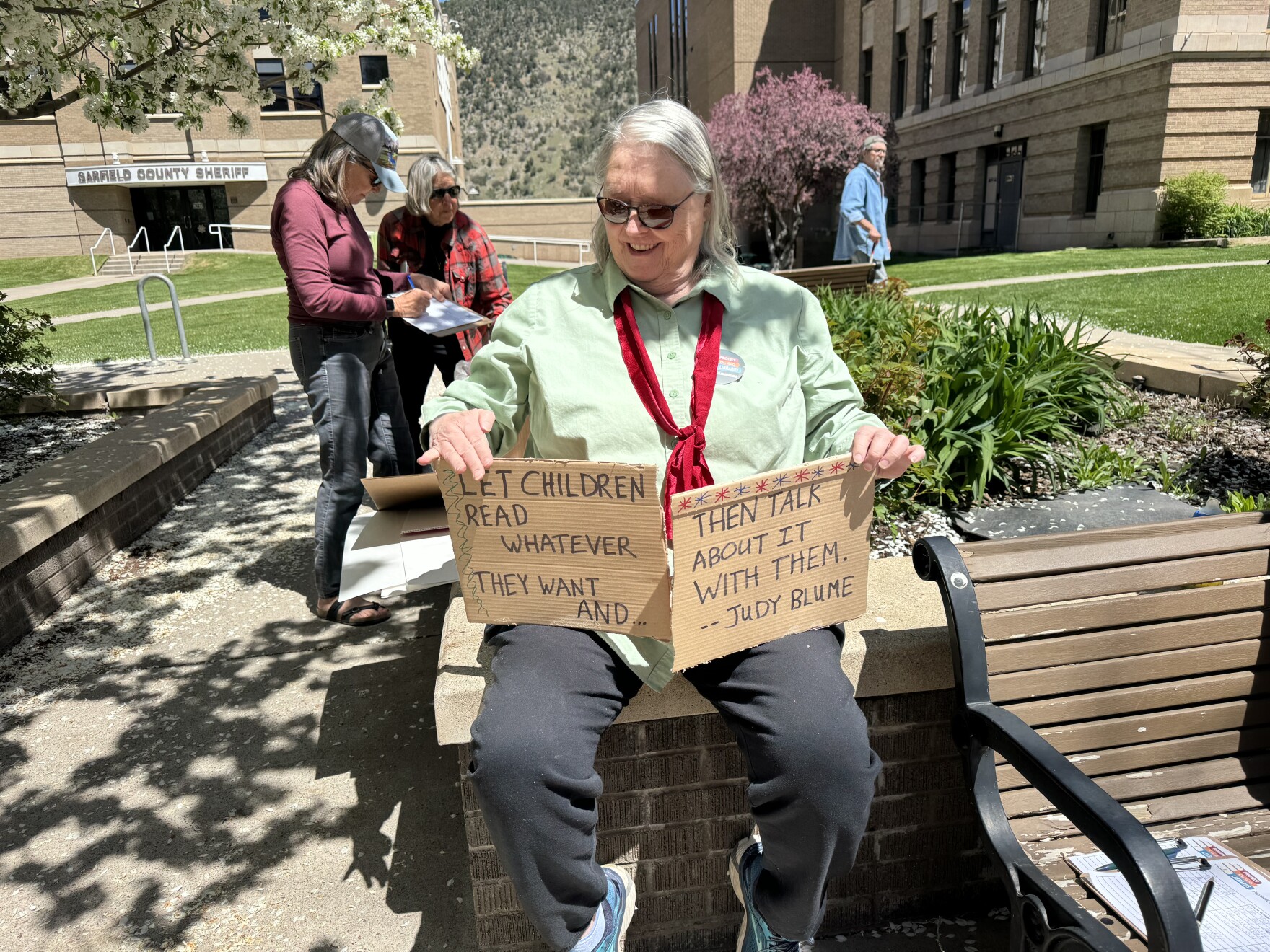 Garfield County library board appointments draw a crowd, after county commissioners take over ...