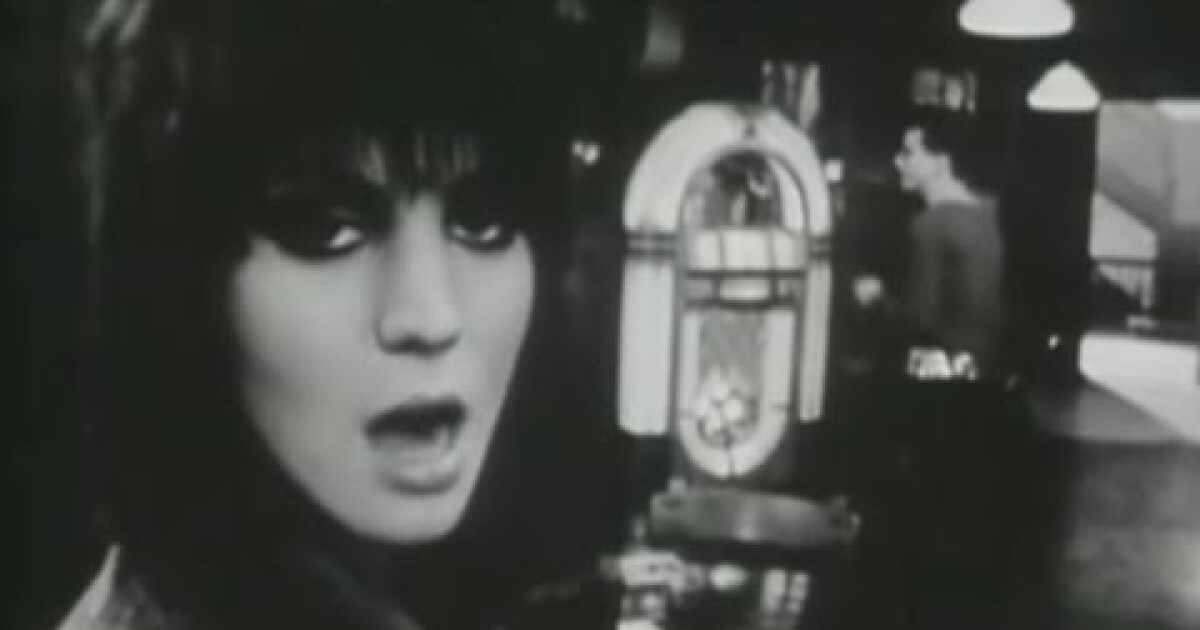 Today's ear X-tacy: Joan Jett and the Blackhearts: "I Love Rock 'N Roll"