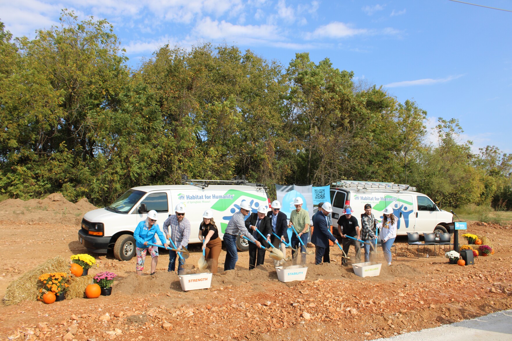 Habitat for Humanity breaks ground on project to build 15 homes in ...