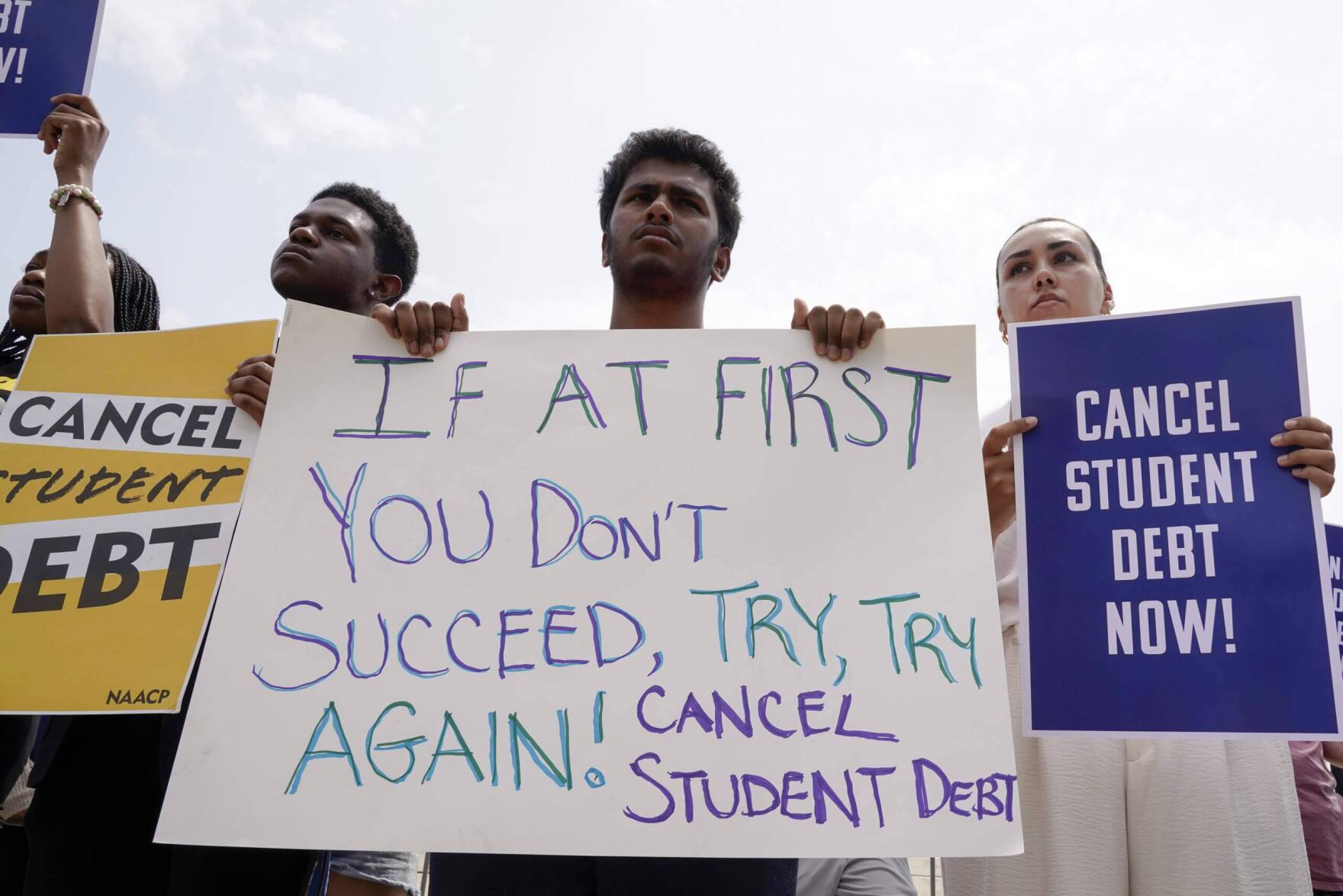 Supreme Court strikes down Biden's student debt plan. Payments resume ...