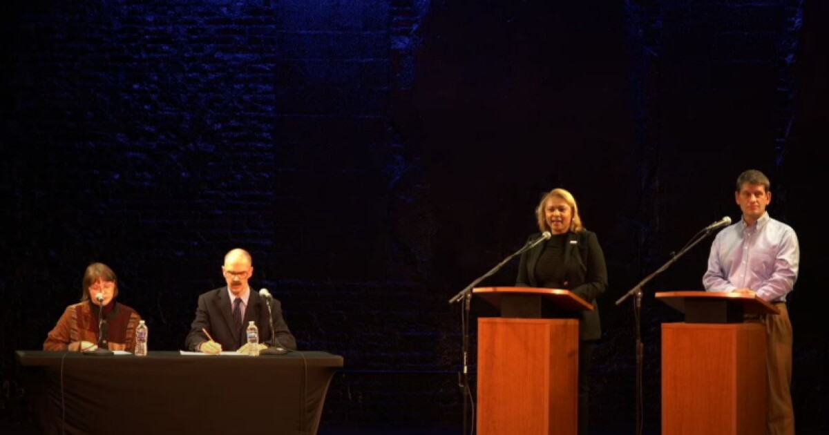 Lenear and LaGrand take part in Grand Rapids mayoral debate | WGVU NEWS