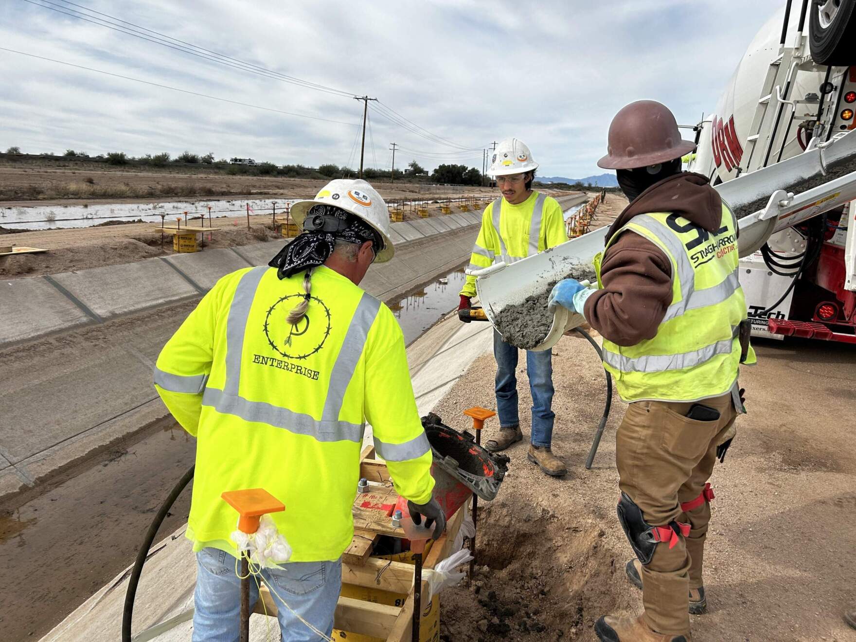 Arizona tribe first to span canals with solar panels | NPR Illinois