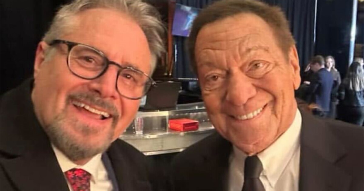 Iowa SNL alum reflects on his comedy beginnings following 50th ...