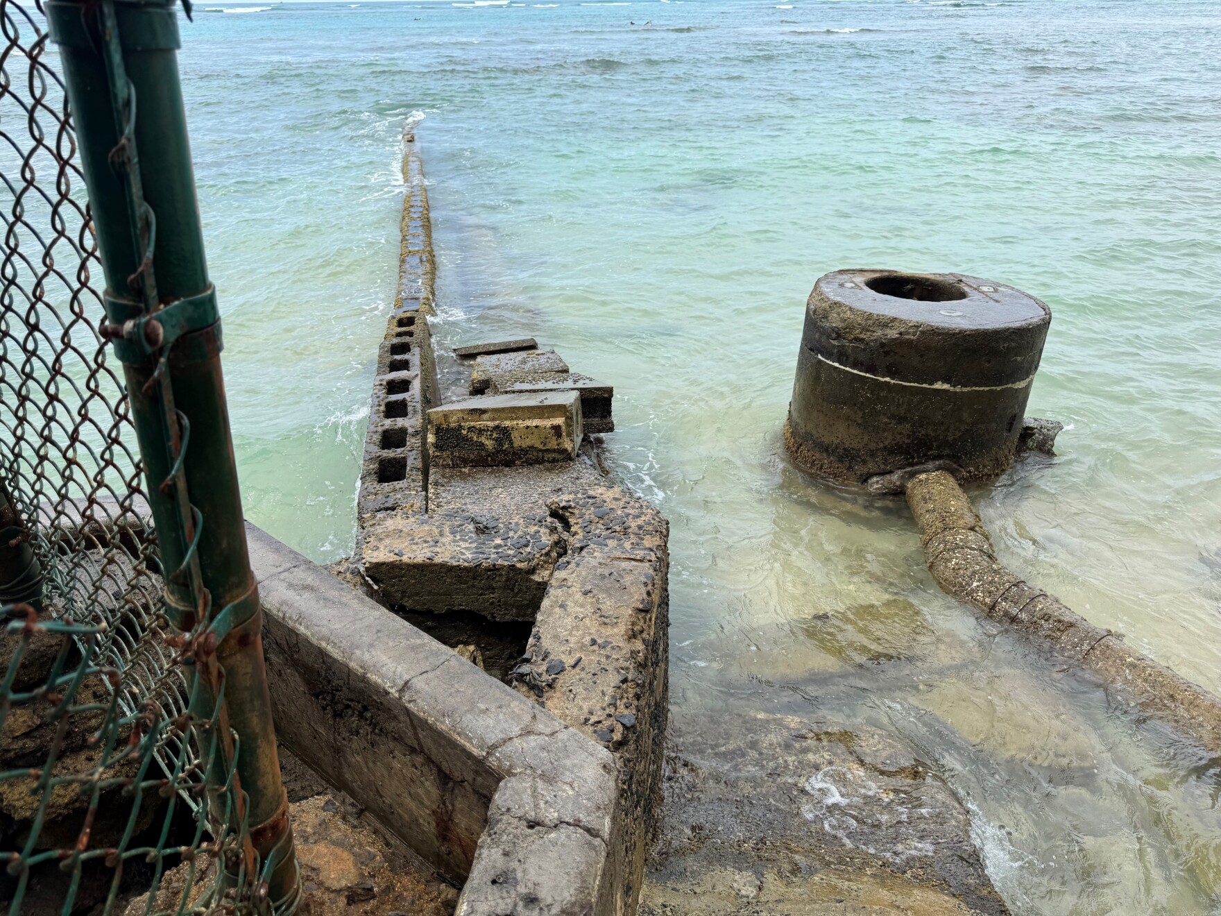 DBEDT to lead restoration efforts of Waikīkī's dwindling shoreline ...