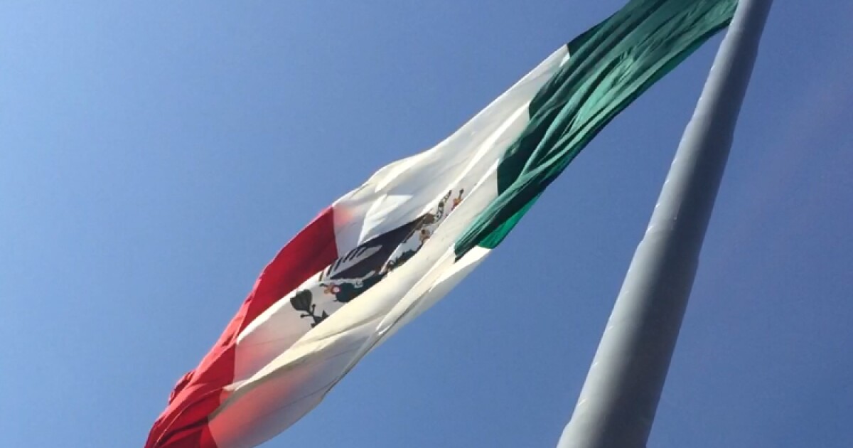 'Optics might be more fraught than ever:' The debate over Mexican flags ...