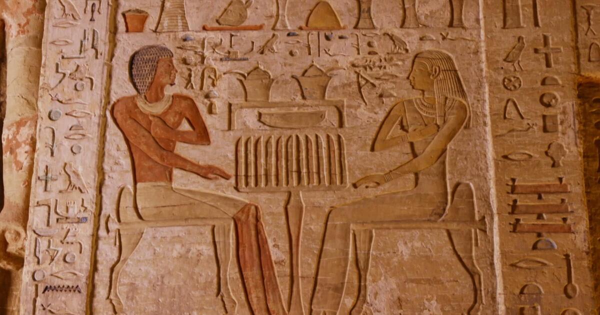 Preview | Decoding Hieroglyphics