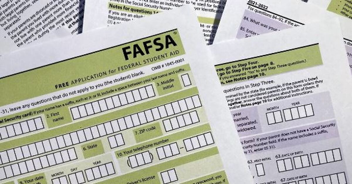 Hundreds of thousands of financial aid applications need fixed after ...
