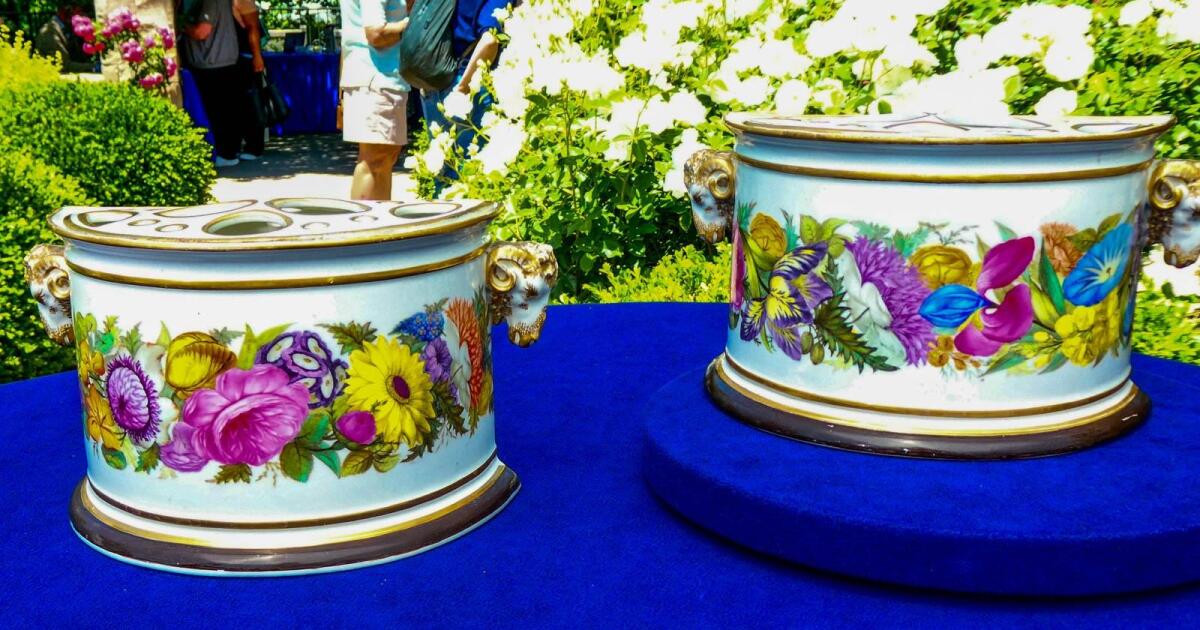 Appraisal: Derby Porcelain Bough Pots, ca. 1815