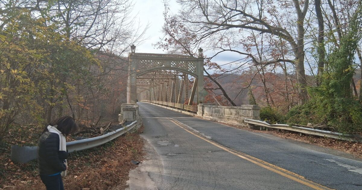 Baltimore County lawmaker urges action on aging Warren Road bridge | WYPR