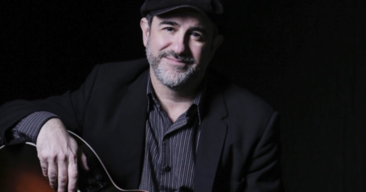 Blues, roots and folk singer/songwriter/guitarist Jon Shain performs ...