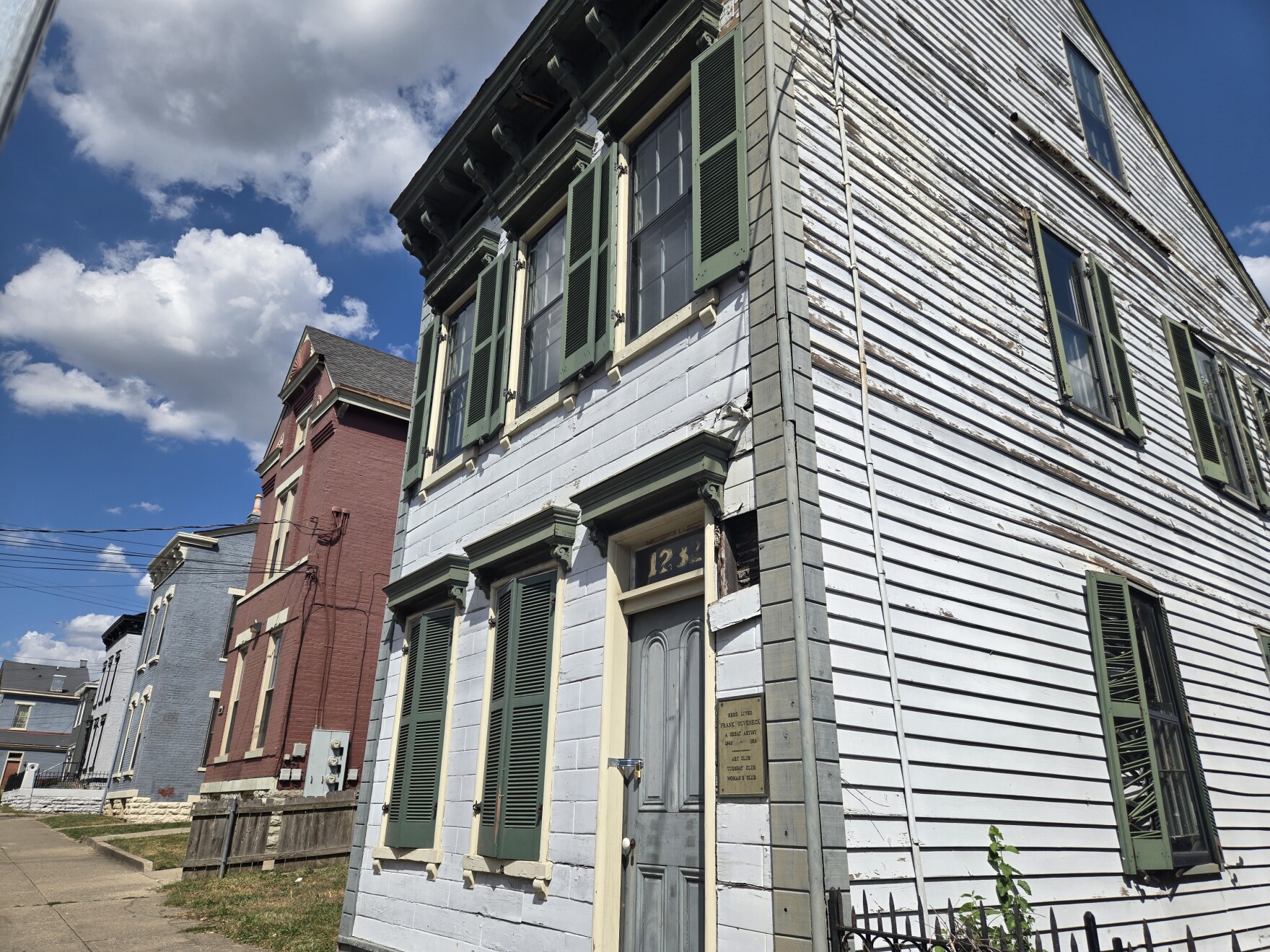 Covington takes temporary conservatorship of Frank Duveneck home | WVXU